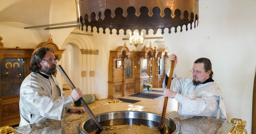 Preparation of the Holy Myrrh in Moscow